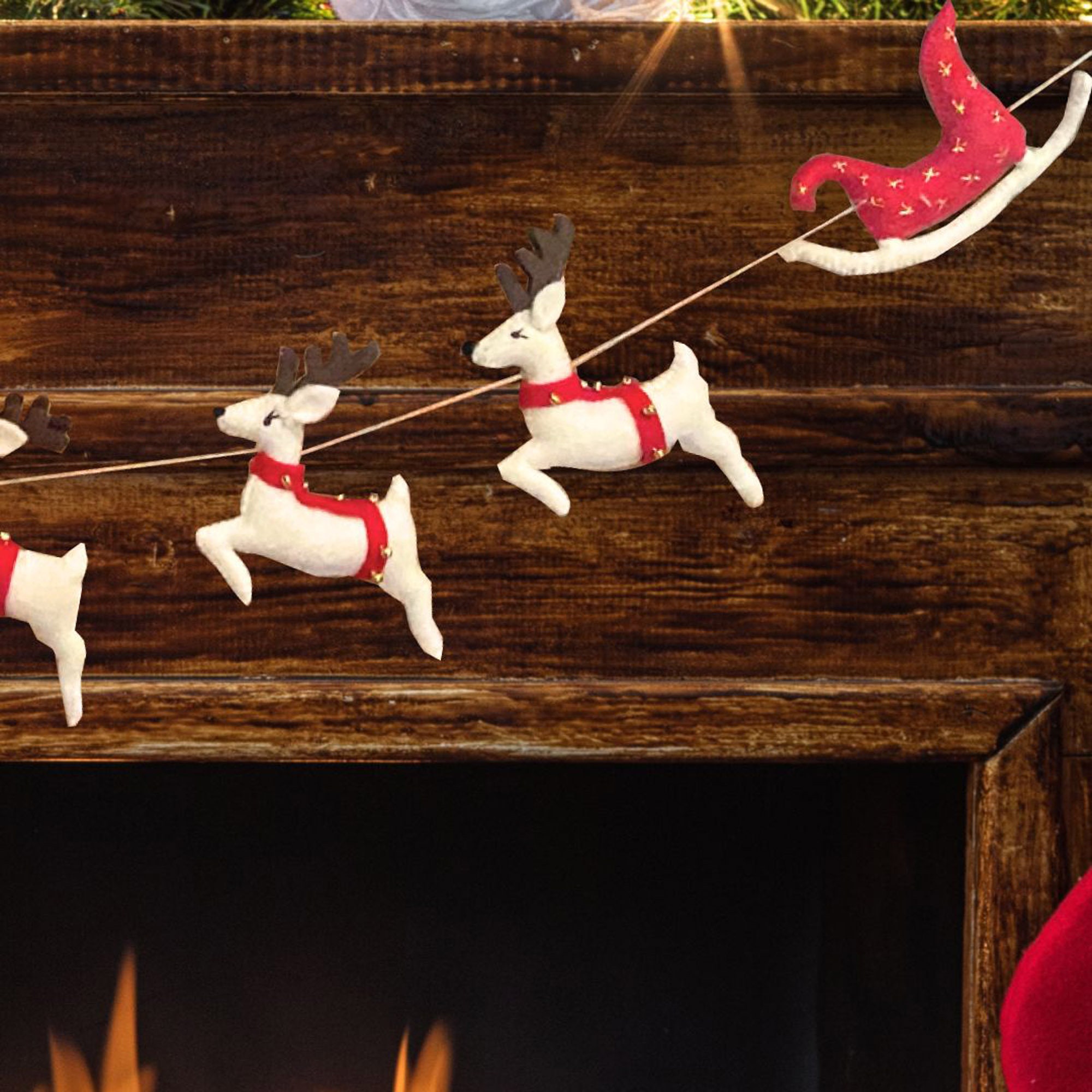 Santa's White Reindeer W/ Jingle Bells Christmas Felt Wool Garland ...