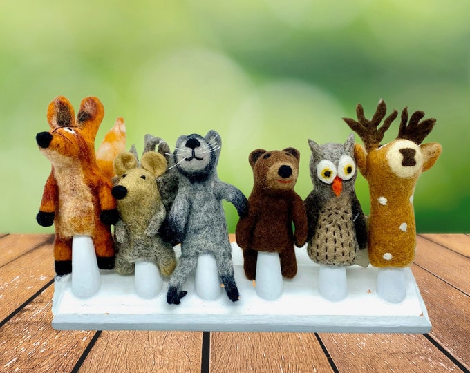 Woodland Creatures Finger Puppets includes Fox, Beaver/groundhog ...