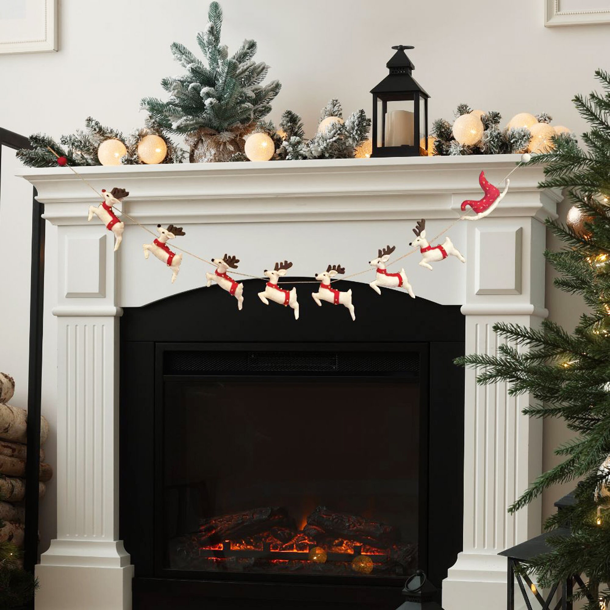 Santa's White Reindeer W/ Jingle Bells Christmas Felt Wool Garland ...
