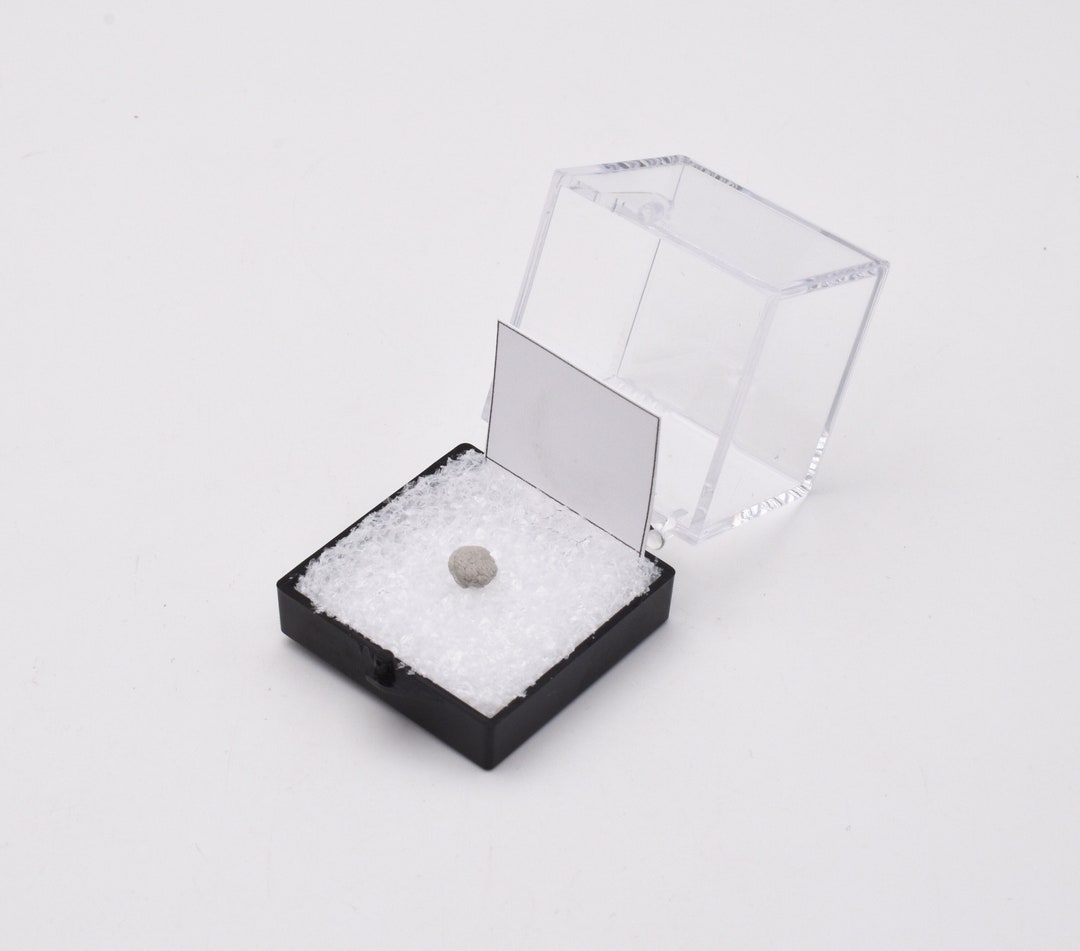 Perky Box With Mineral Tack & Label 1.25" X 1.25" // Perky Thumbnail ...