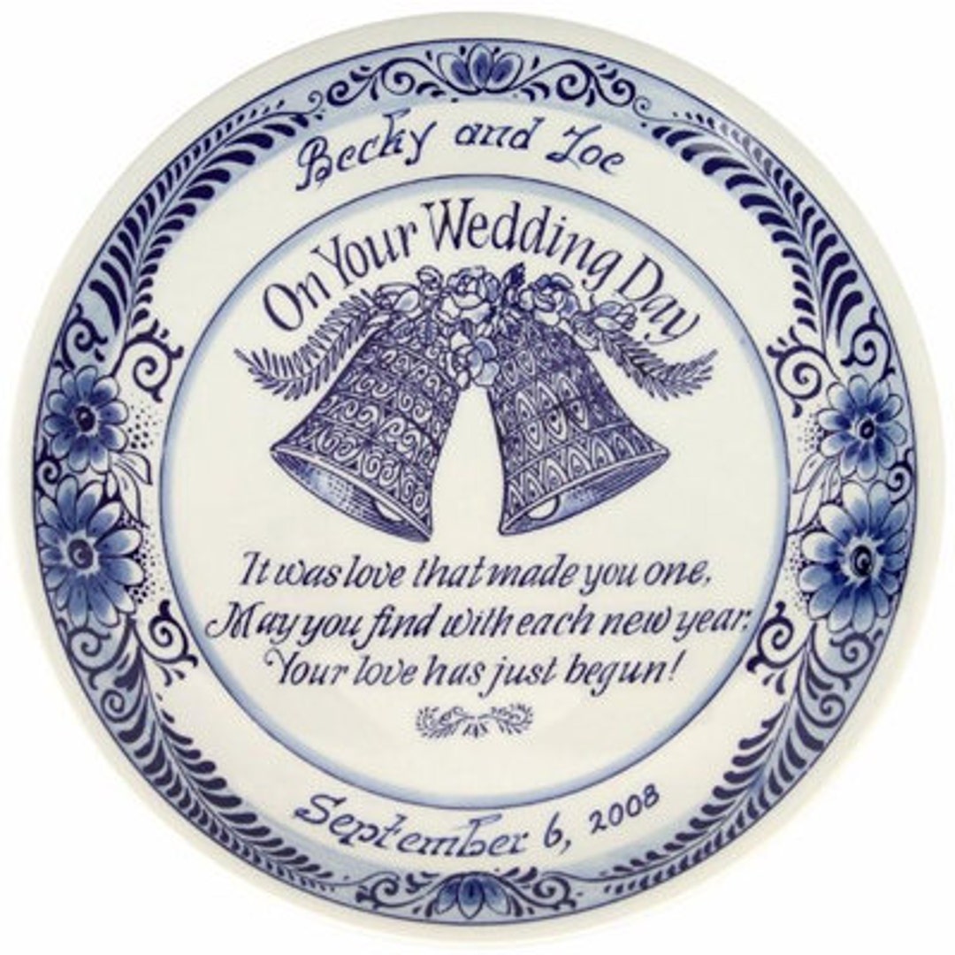 Personalized Delft Blue Wedding Plate | Gifts for the Happy Couple ...