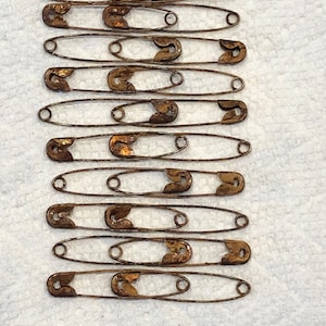 Rusted Safety Pins, 2 Inch, Contains 20 per Package, Grungy, Steampunk ...