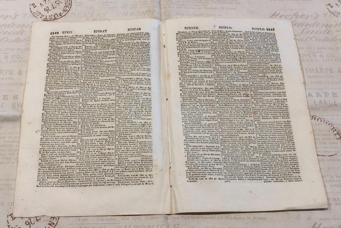 1843 Italian Dictionary Pages: Ephemera for Junk Journals, Rag Paper ...