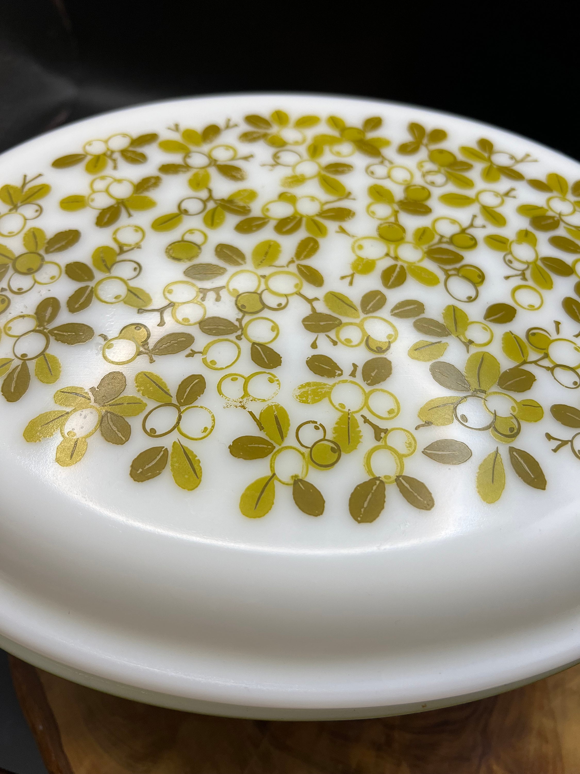 Vintage Pyrex Style 045 2.5 Quart Casserole Olive Pattern Verde Olive ...