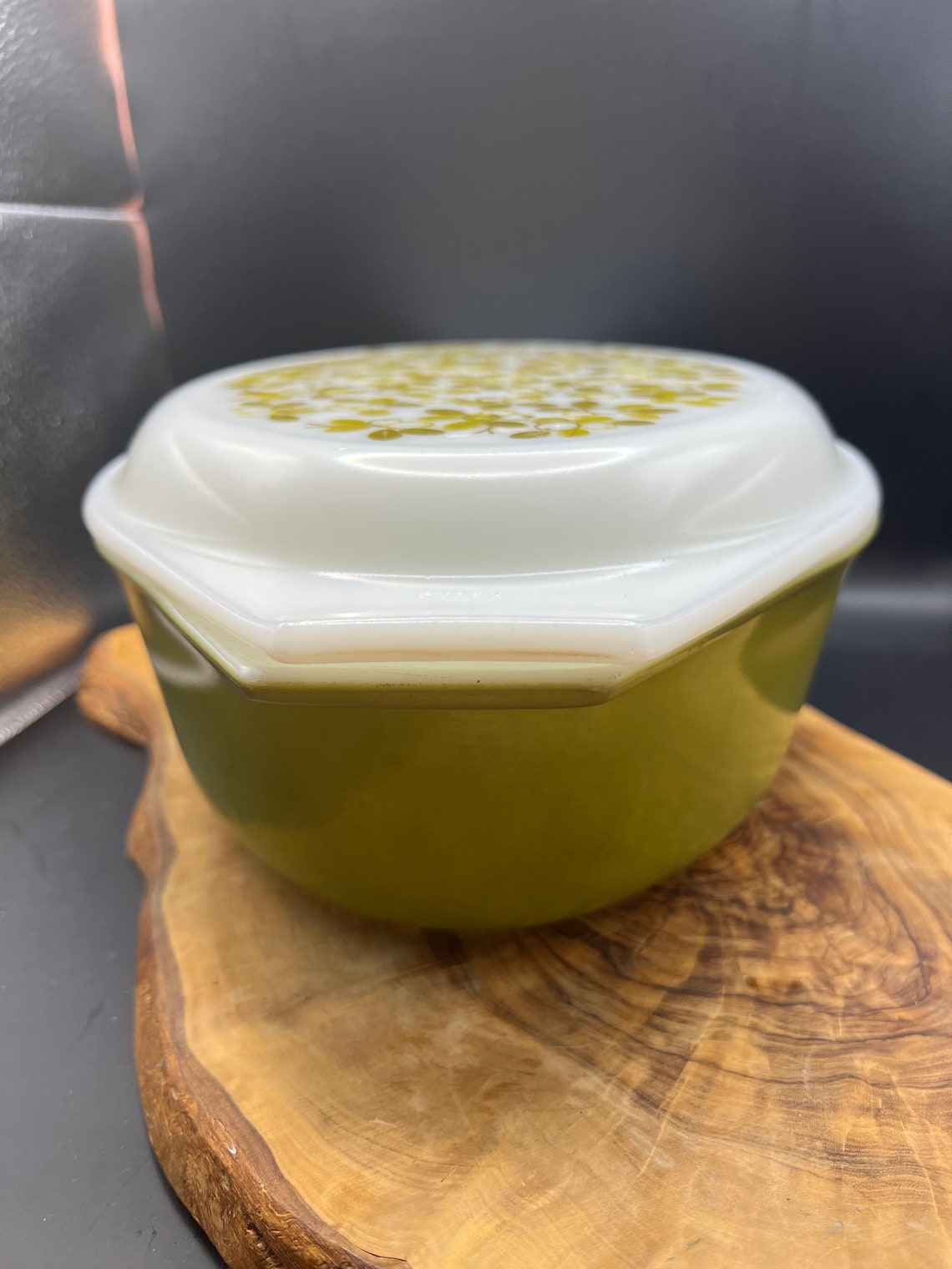 Vintage Pyrex Style 045 2.5 Quart Casserole Olive Pattern Verde Olive ...