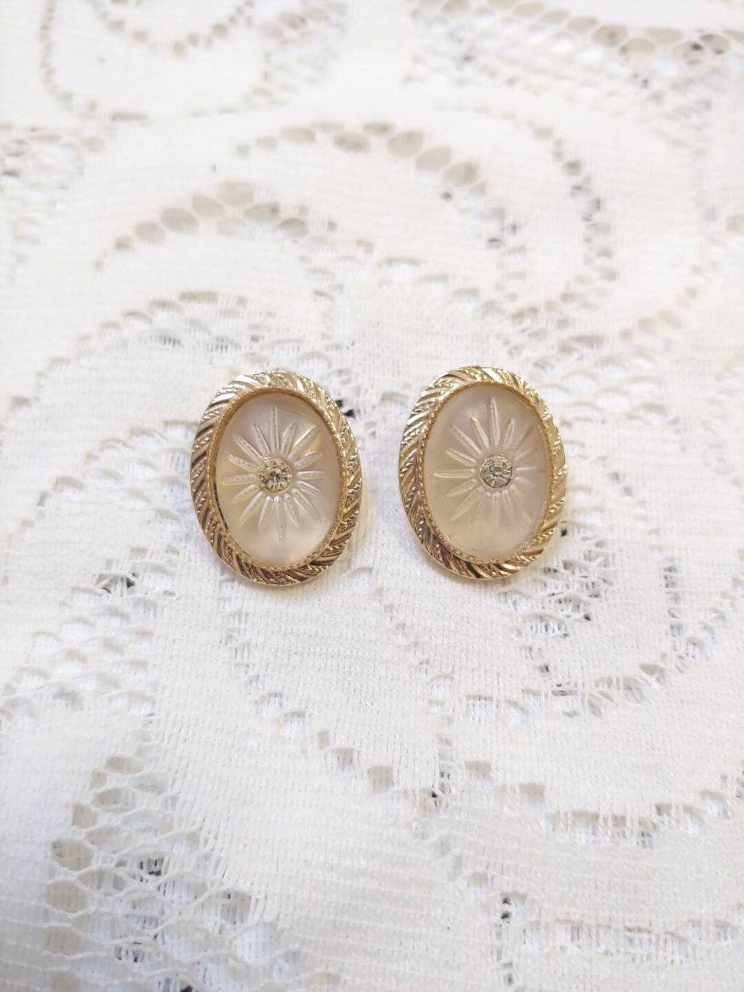 Gorgeous Vintage Art Deco Camphor Glass With Center Rhinestone Earrings ...