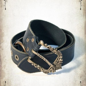Medieval Knight Leather Belt for LARP, Action Roleplaying and Cosplay ...