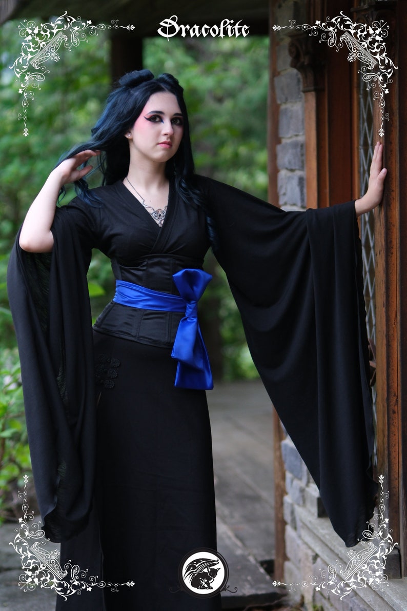 Hanfu Blouse - Medieval Clothing for Woman, LARP Costume and Nobility ...