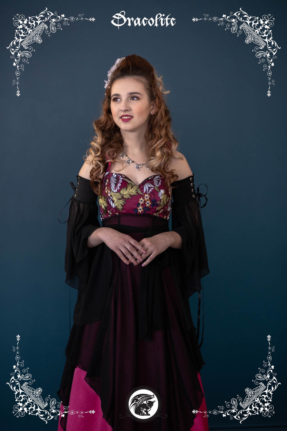 Samira Armbands Versailles Collection - Renaissance Gloves for Women ...