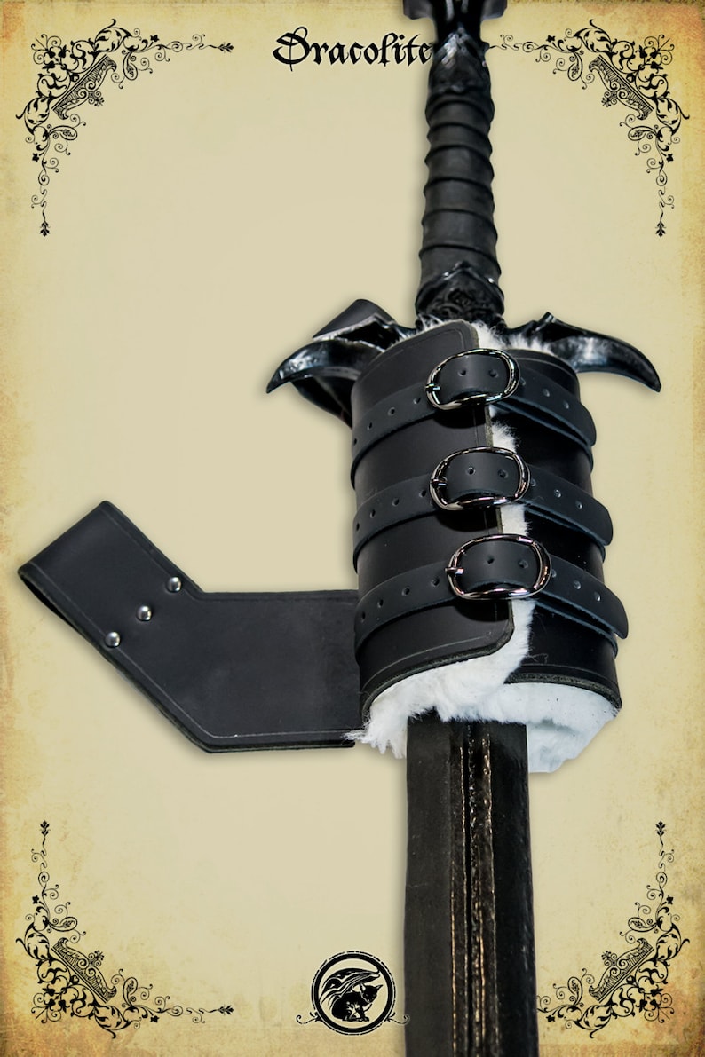Medieval Side Scabbard With Fur for the Belt for LARP Action - Etsy