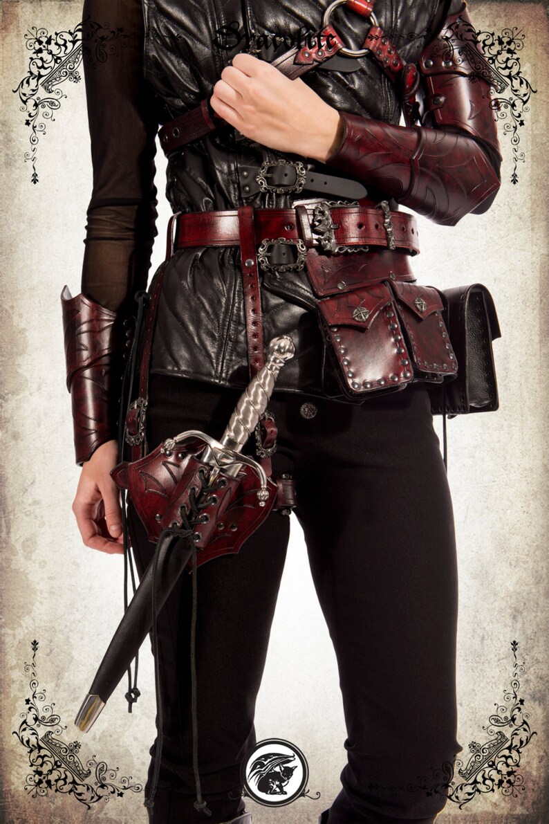 Rogue Leather Dagger Scabbard for LARP, Action Roleplaying and Cosplay ...
