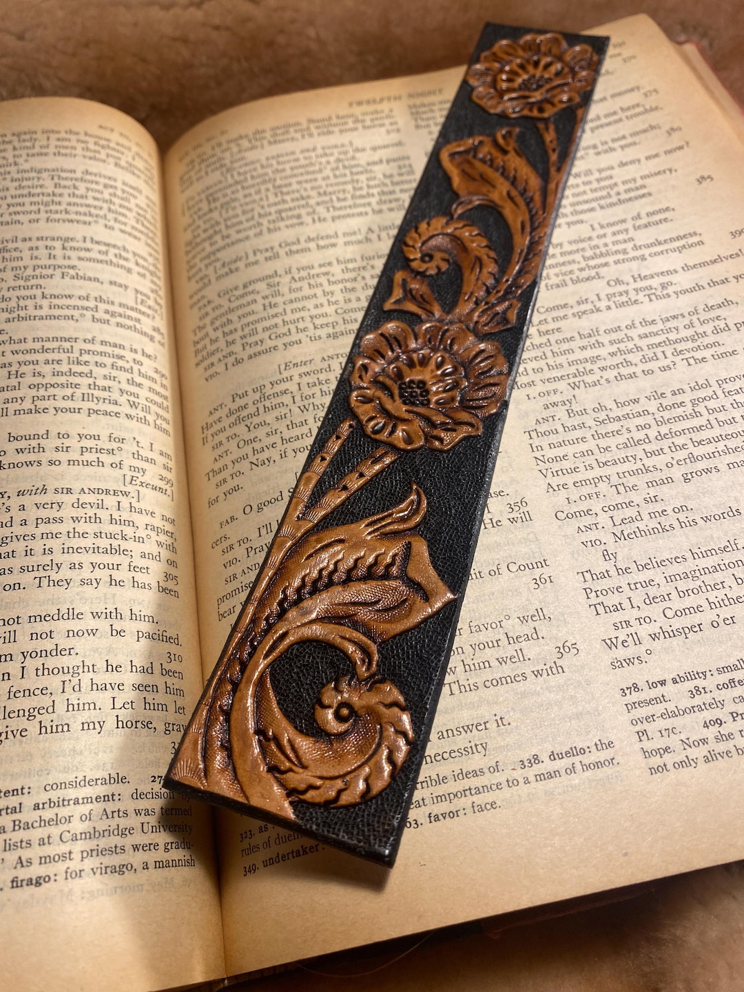 Handmade Leather Bookmark - Page Marker, Unique Book Lover Gift - Etsy