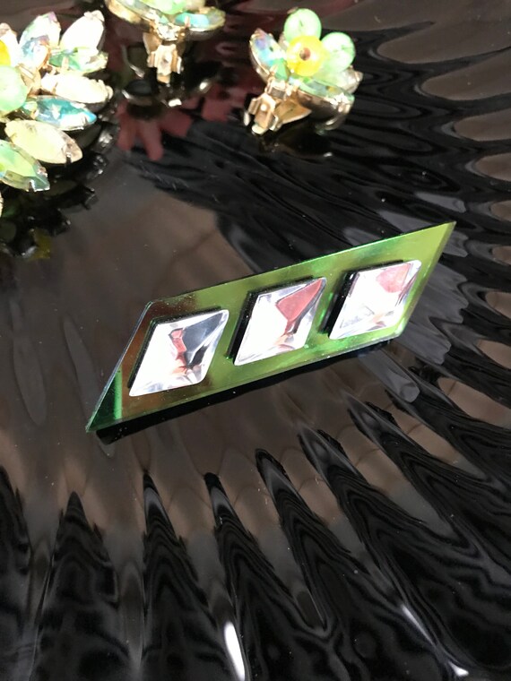 Punky Acrylic 80s Post Modern Reflective Green & Ice … - Gem