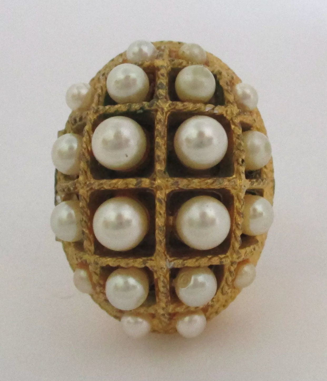 Avon Secret Hiding Place Goldtone & Faux Pearl Perfume Hidden Stash ...