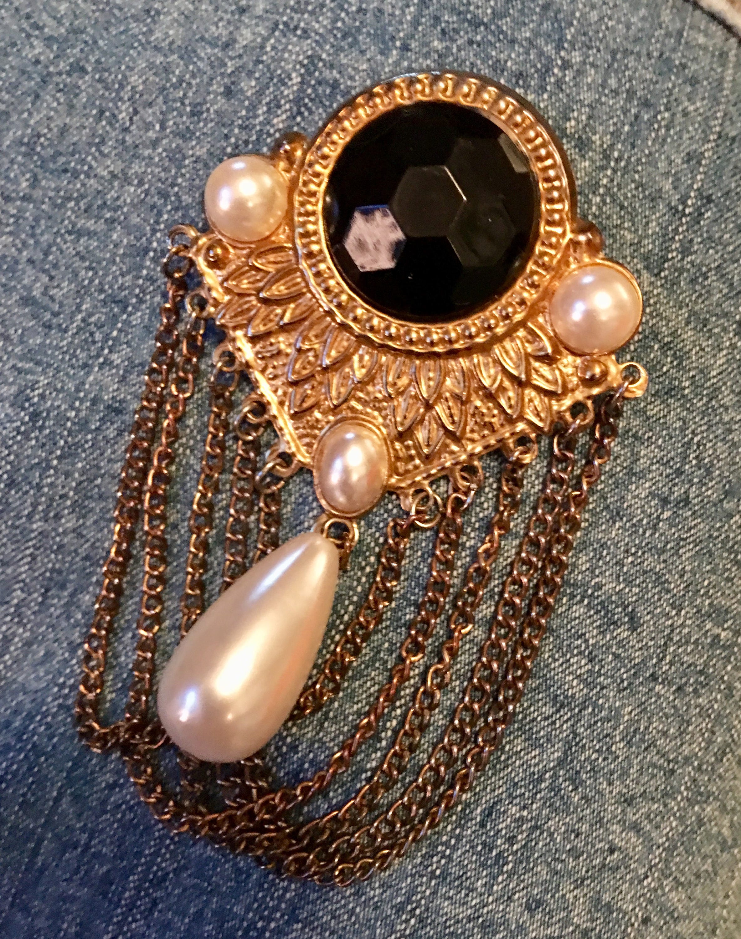 Pretty Vintage Edwardian Style Brass & Black Resin Gem Brooch with ...