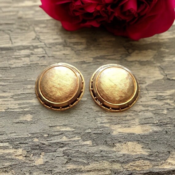 CLASSIC & CLASSY Gold Button Clip on Statement Earrin… - Gem