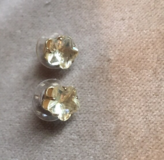 Sparkling Tiny little Star Cut Glass Rhinestone Earri… - Gem