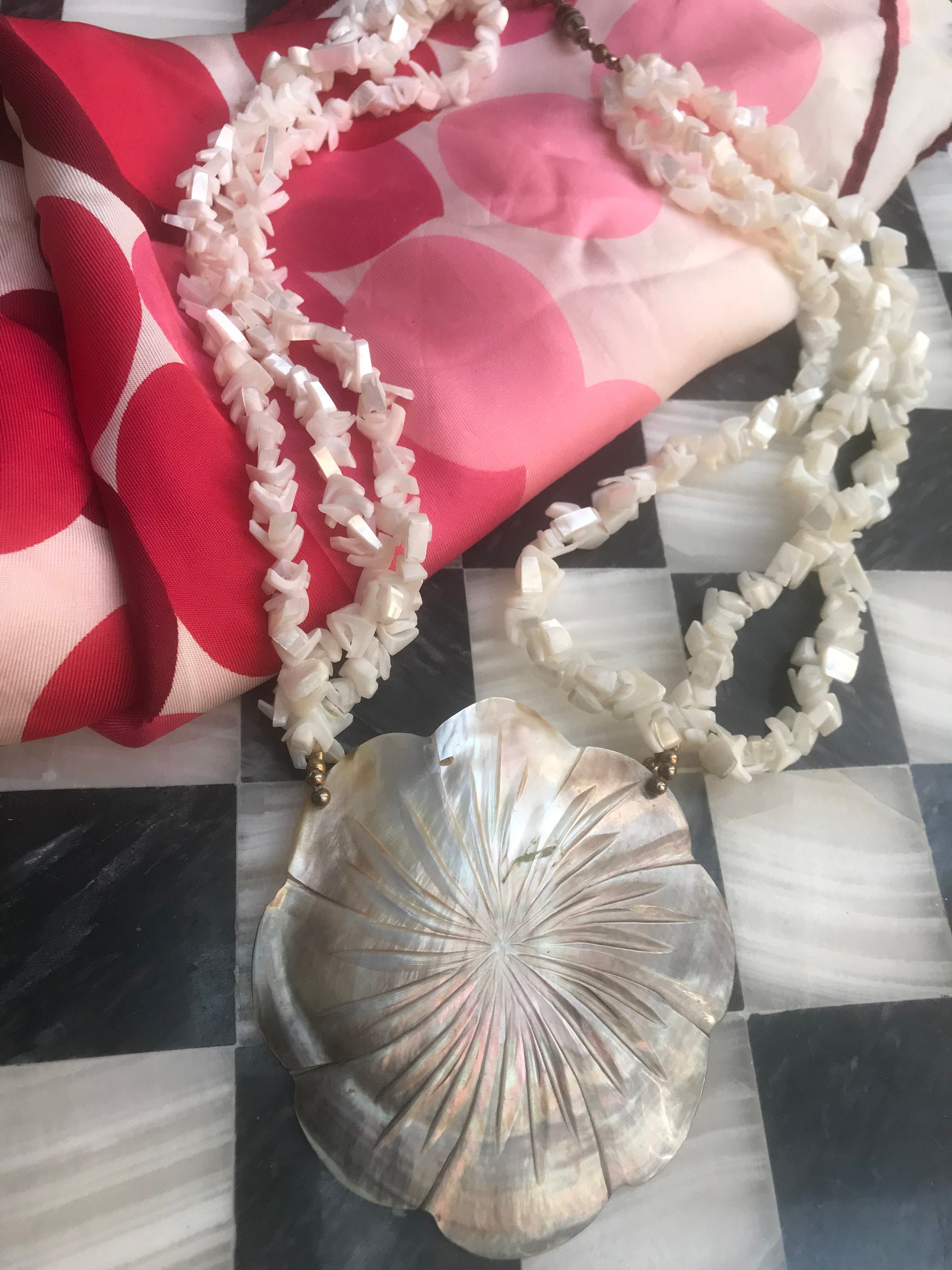 Vintage Tropical Carved Shell MOP Magnolia Flower & Mother of Pearl ...