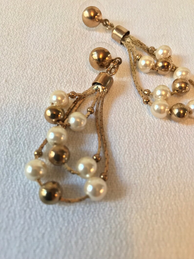 Vintage 70s Disco Gold Chain Loop Hoops With Faux Pearls Swingy ...