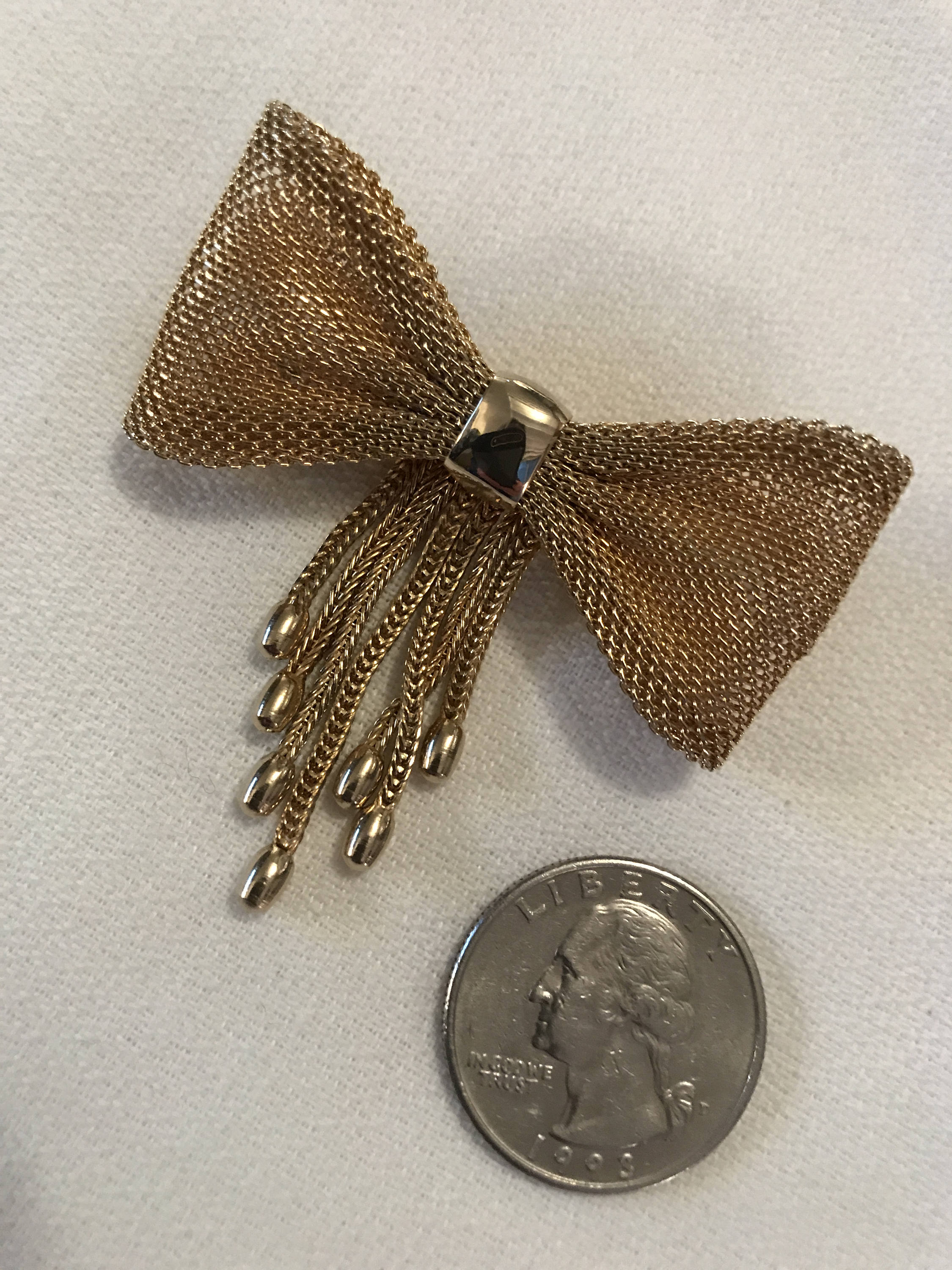 Beautiful Vintage Gold Mesh BOW Brooch Pin with Beaded Foxtail Dangles ...