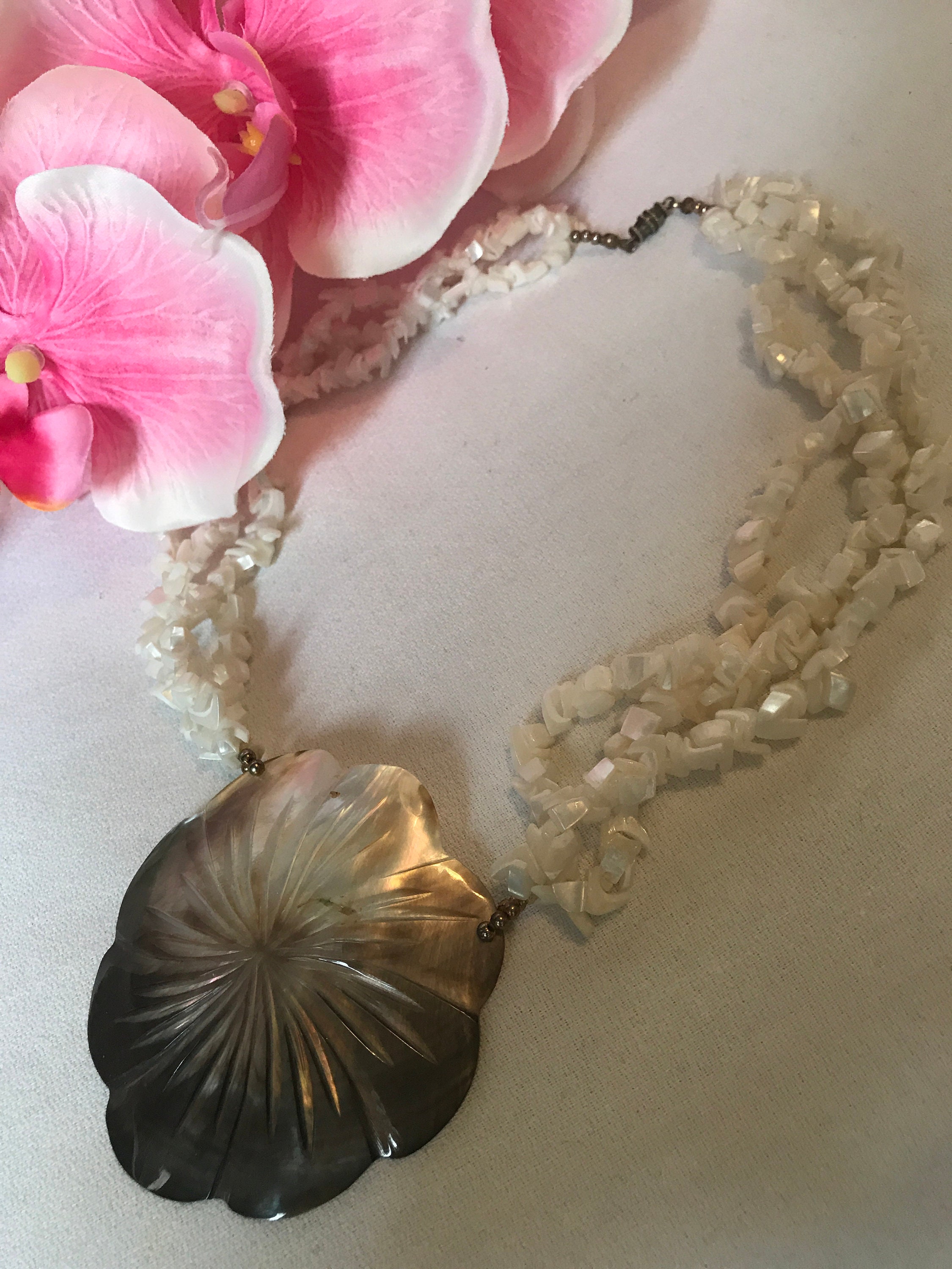 Vintage Tropical Carved Shell MOP Magnolia Flower & Mother of Pearl ...