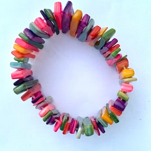 Rainbow Dyed MOP Stretch Bracelet, Multi Color Block Artsy Color School ...