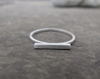 Horizontal Bar Ring - Etsy