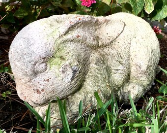 Rabbit garden statue | Etsy