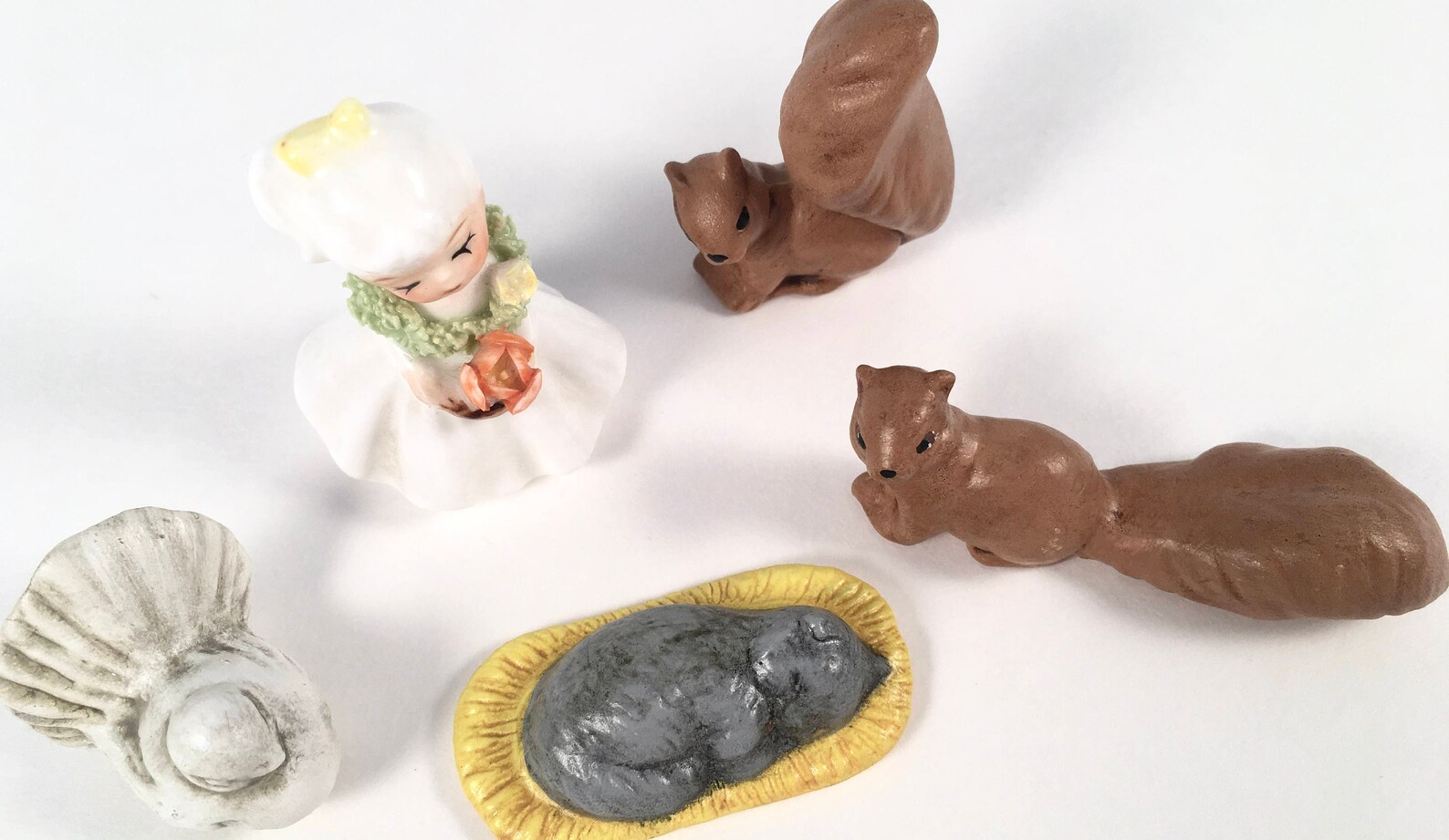 Lot of Collectible Vintage Miniatures Shadowbox Items - Etsy