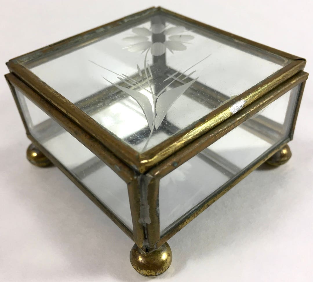 Small Hinged Glass and Brass Keepsake Box Jewelry Presentation Display ...