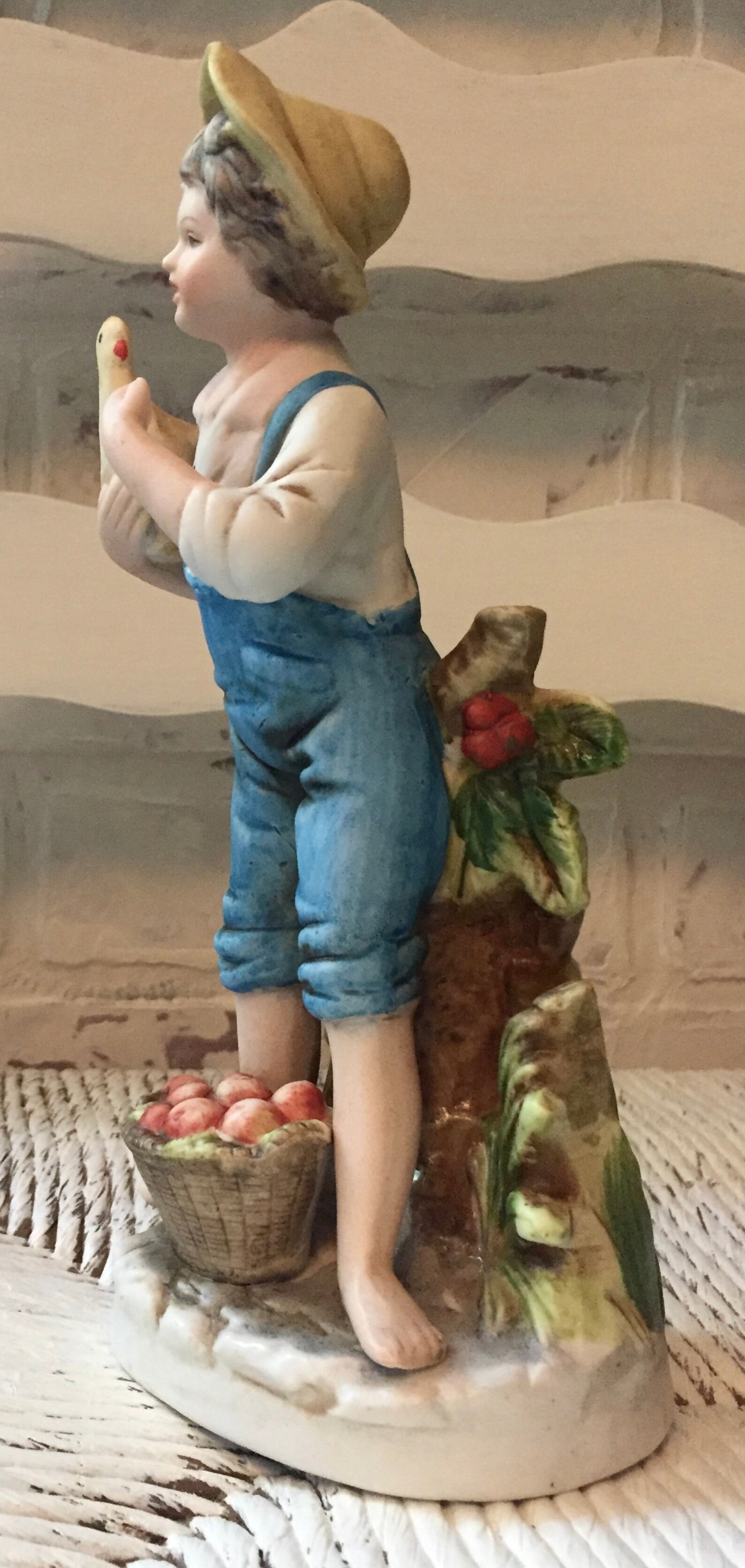 Vintage Homco #8880 Boy and Girl Statues | Farmer Boy With Chicken ...