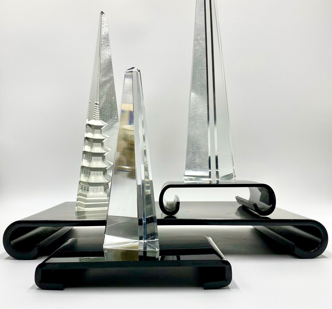 Vintage Black “lacquerware” Display Stand | Scrolled Asian Style ...