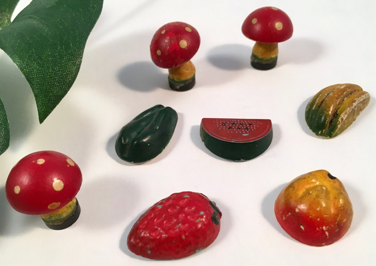 Vintage Retro Kitchen Magnets Tiny Refrigerator or Memo - Etsy