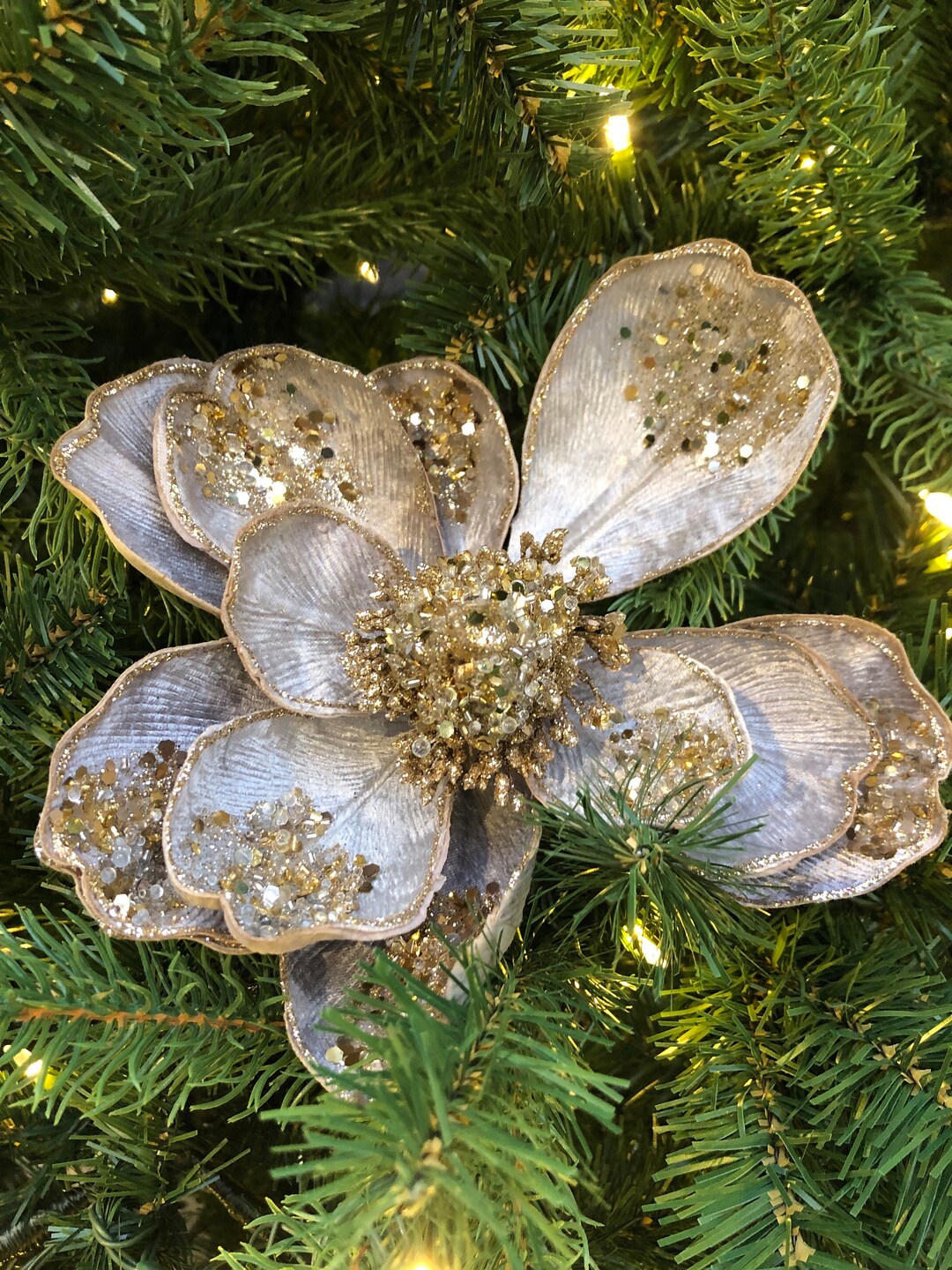 NEW IN Christmas Holiday Ornament Clip Floral Magnolia Glitter Velvet ...