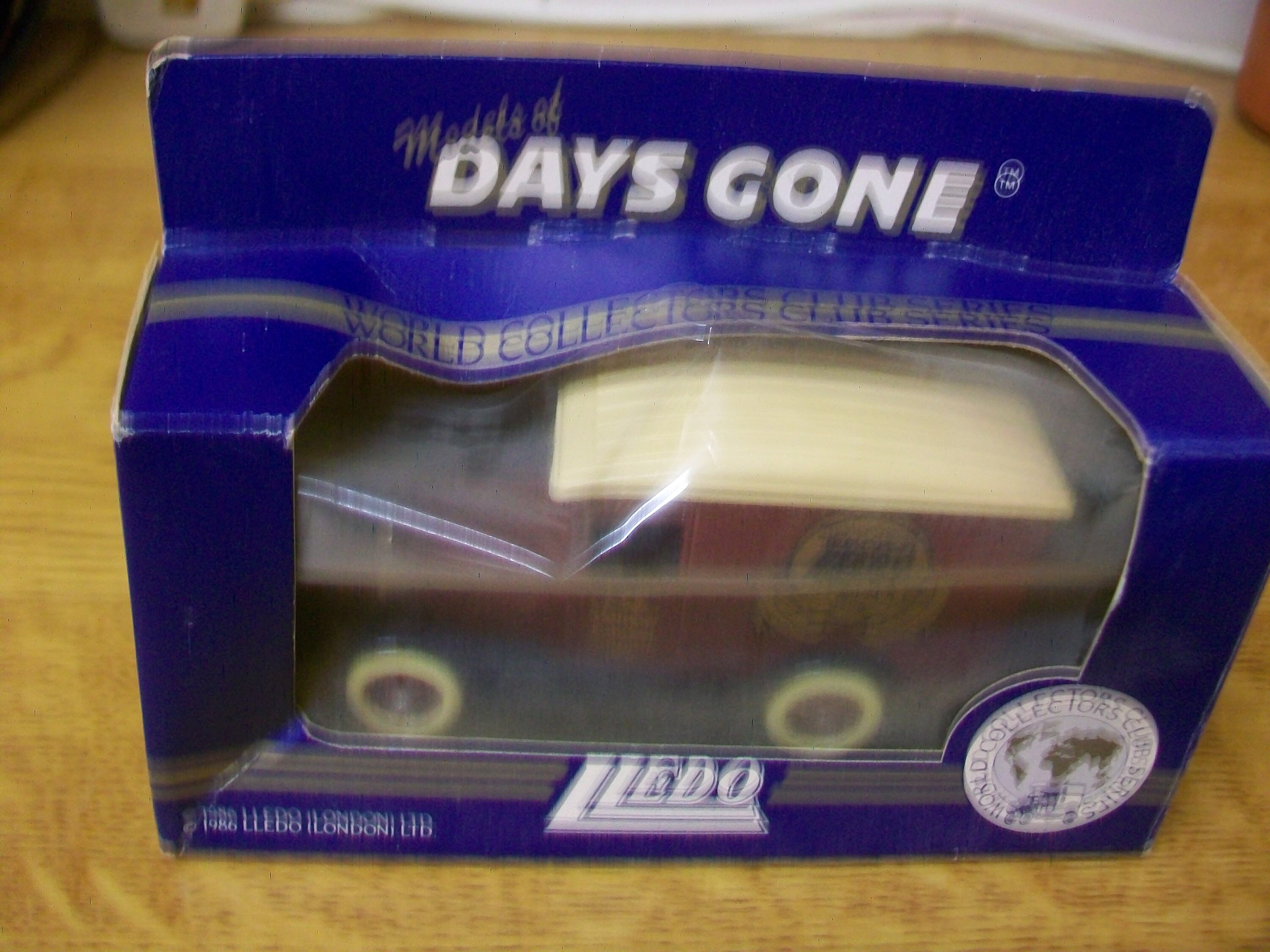boxed Exclusive vintage car collection FUJI 1980s T Jones family ...