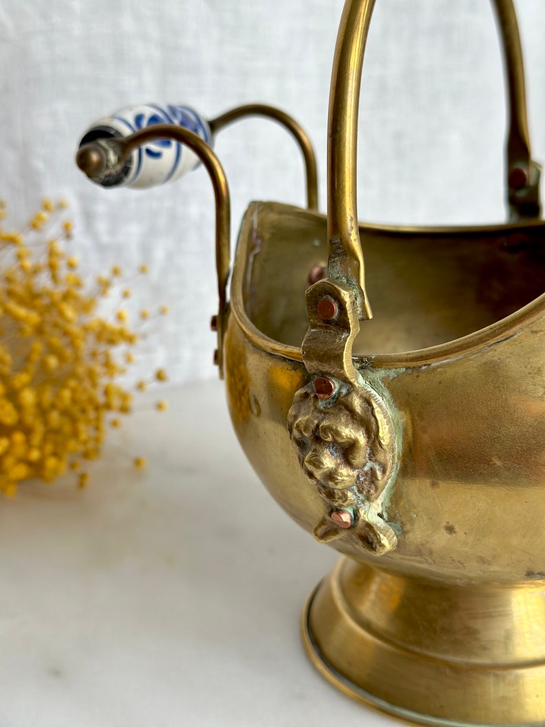 Brass Lions Head Scuttle Bucket W. Delft Blue Porcelain Handle Coal Ash ...