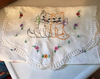 Cat table runner | Etsy