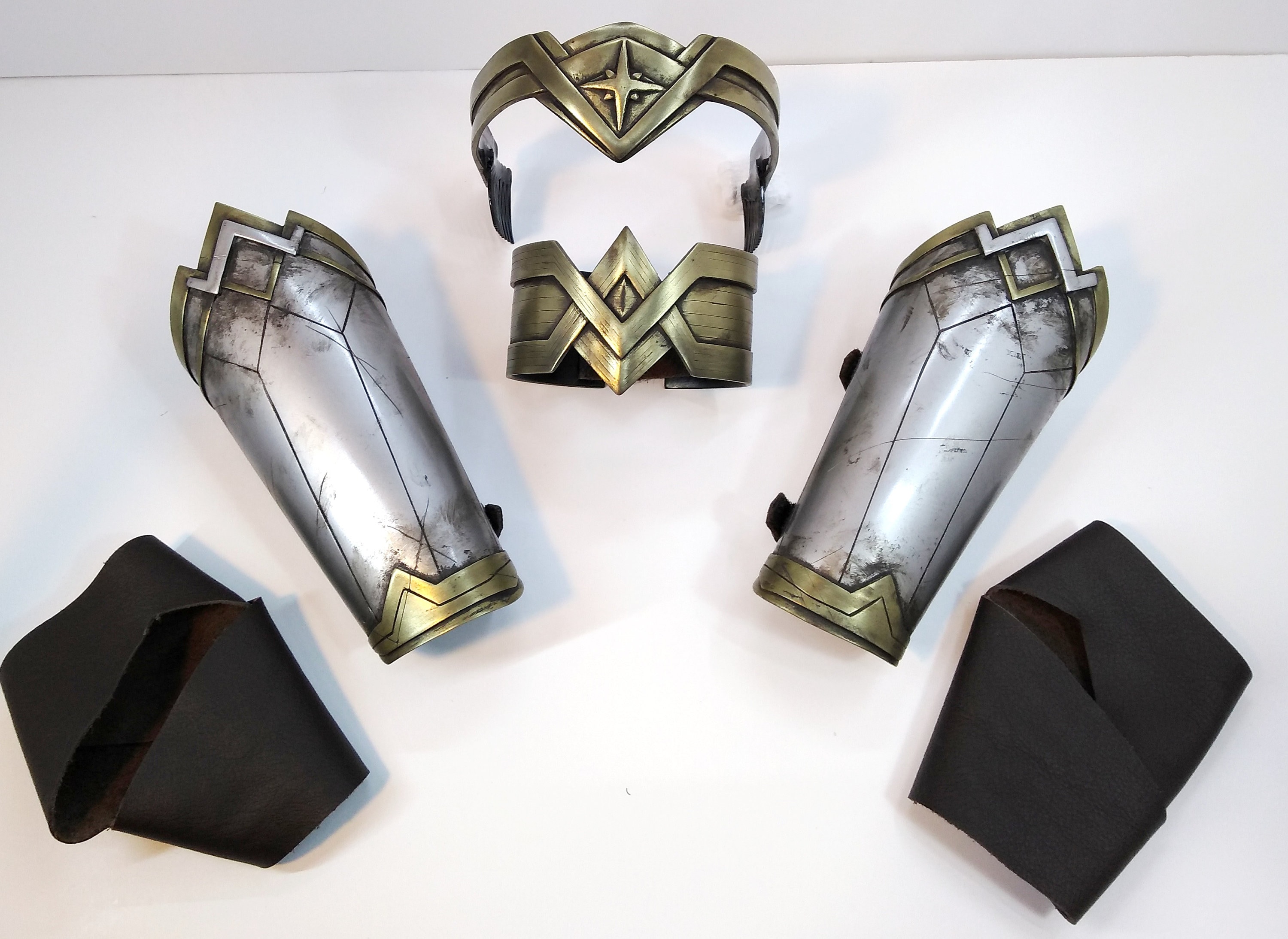 Wonder Woman Bracers - Etsy