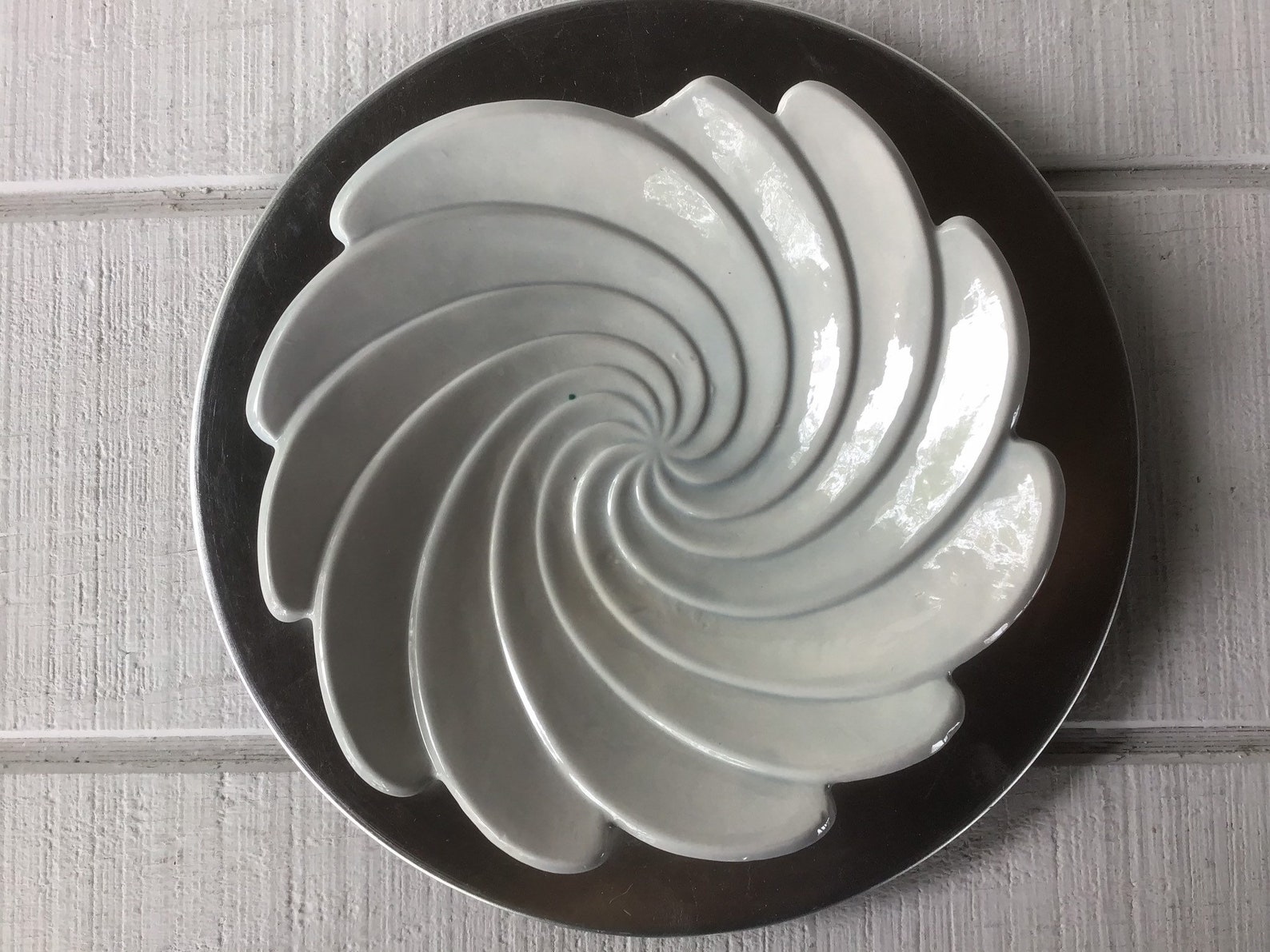 Vintage Atlantic Mold Swirl Bowl Pottery Bowl Ceramic Bowl | Etsy