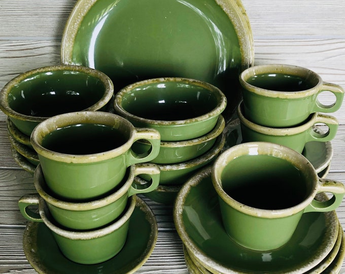 Hull Avocado Green Foam Drip Salad Plate Dinner Plate Bowl Cup Saucer ...