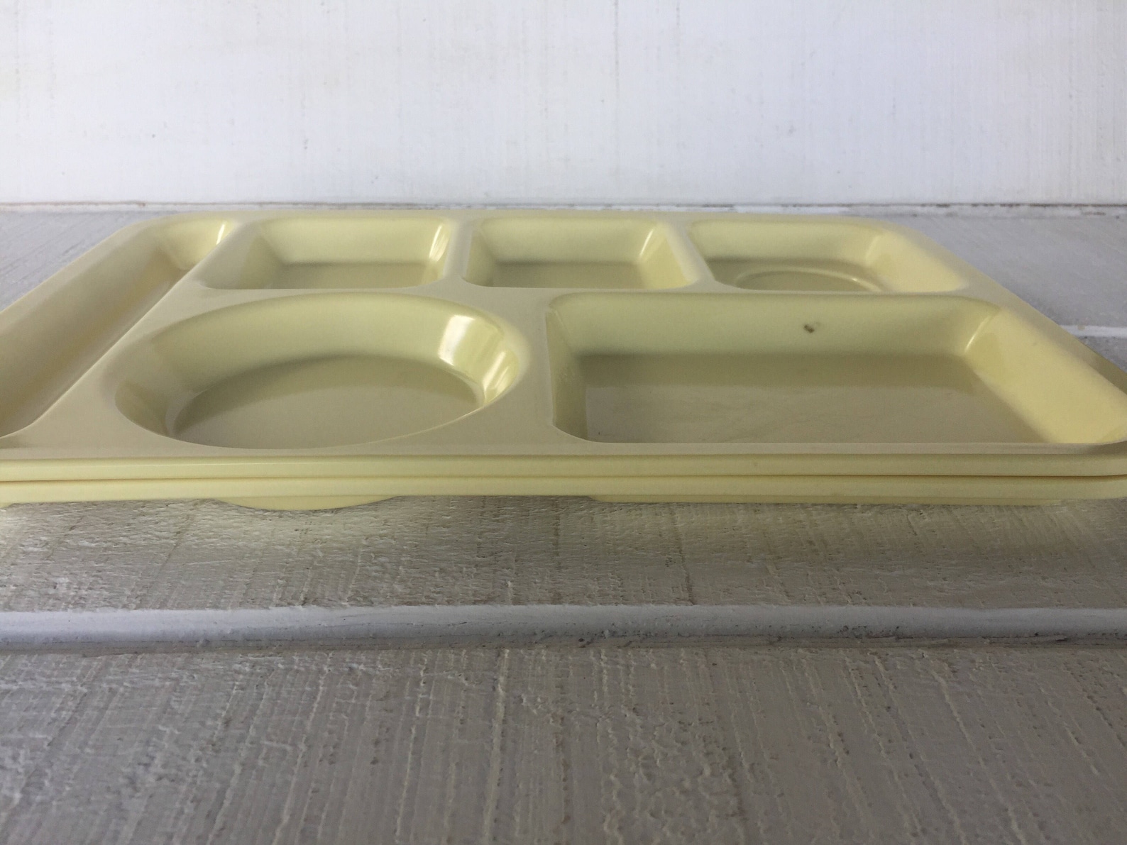 2 Vintage Lunchroom Trays Pastel Yellow Divided Lunch Trays - Etsy