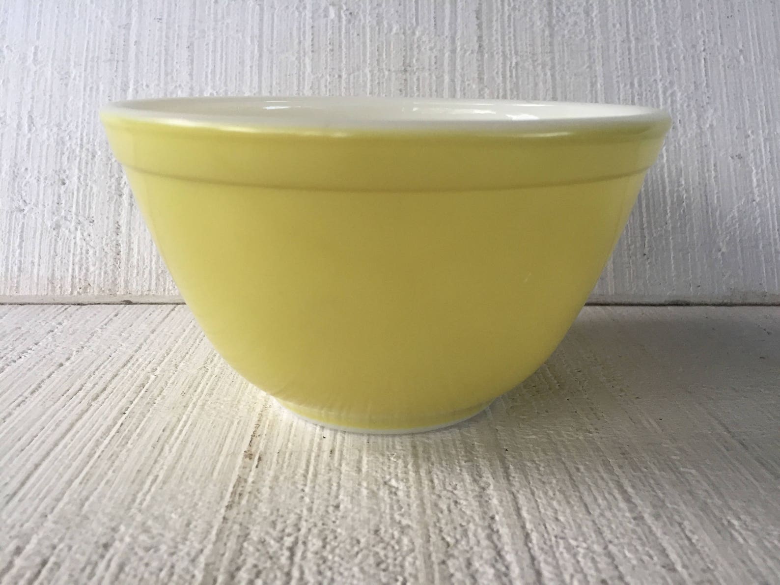 Vintage Yellow Pyrex Nesting Bowl 401 Mid Century Small - Etsy