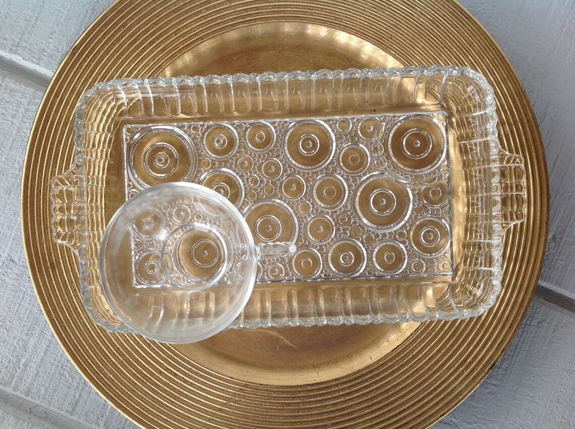 Vintage Colonial Lady Bullseye Glass Snack Set Mid Century - Etsy