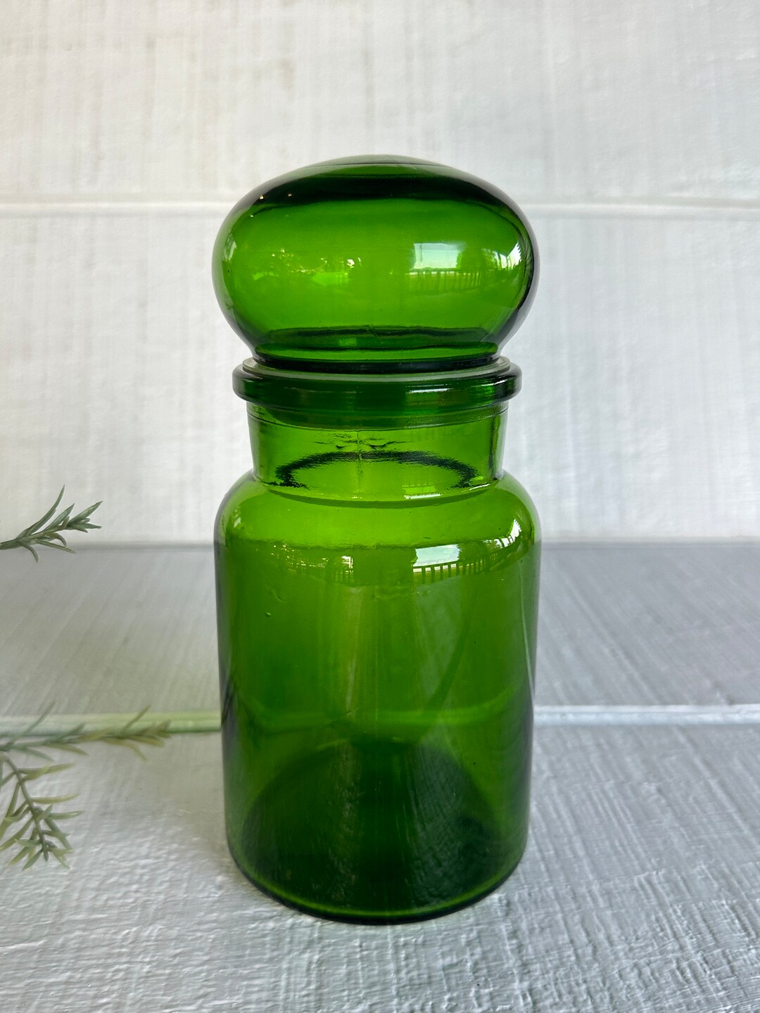 Vintage Emerald Green Jar With Bubble Lid 7 Glass Bottle - Etsy