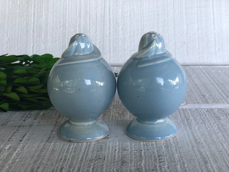 1940's Pastel LuRay China tea cups / saucers salt shaker | Etsy