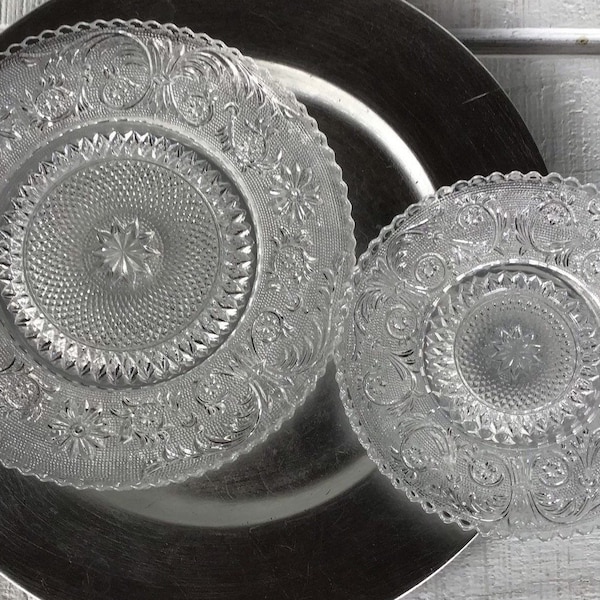 Scalloped Edge Plate - Etsy