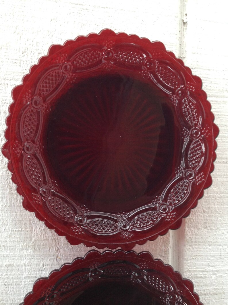 Vintage Ruby Red Dessert / Salad Plates Vintage Deep RED - Etsy