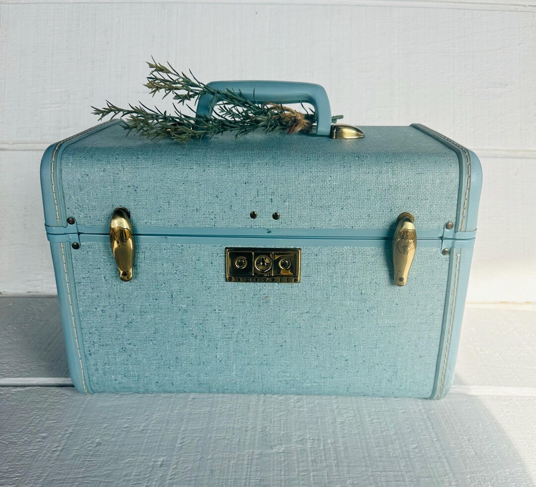 Vintage SAMSONITE Streamlite Train Case Blue Hard Case Luggage Display ...