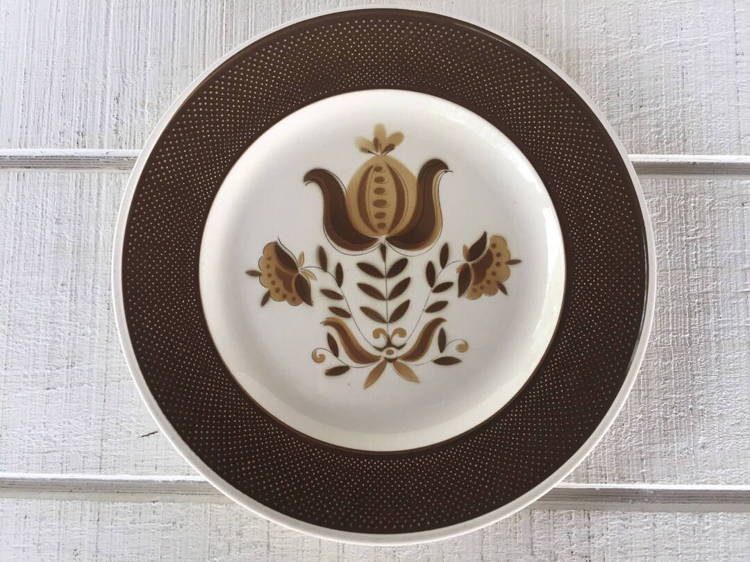 Retro Brown Floral Stoneware Chop Plate Vintage Dunmore Ironstone Large ...