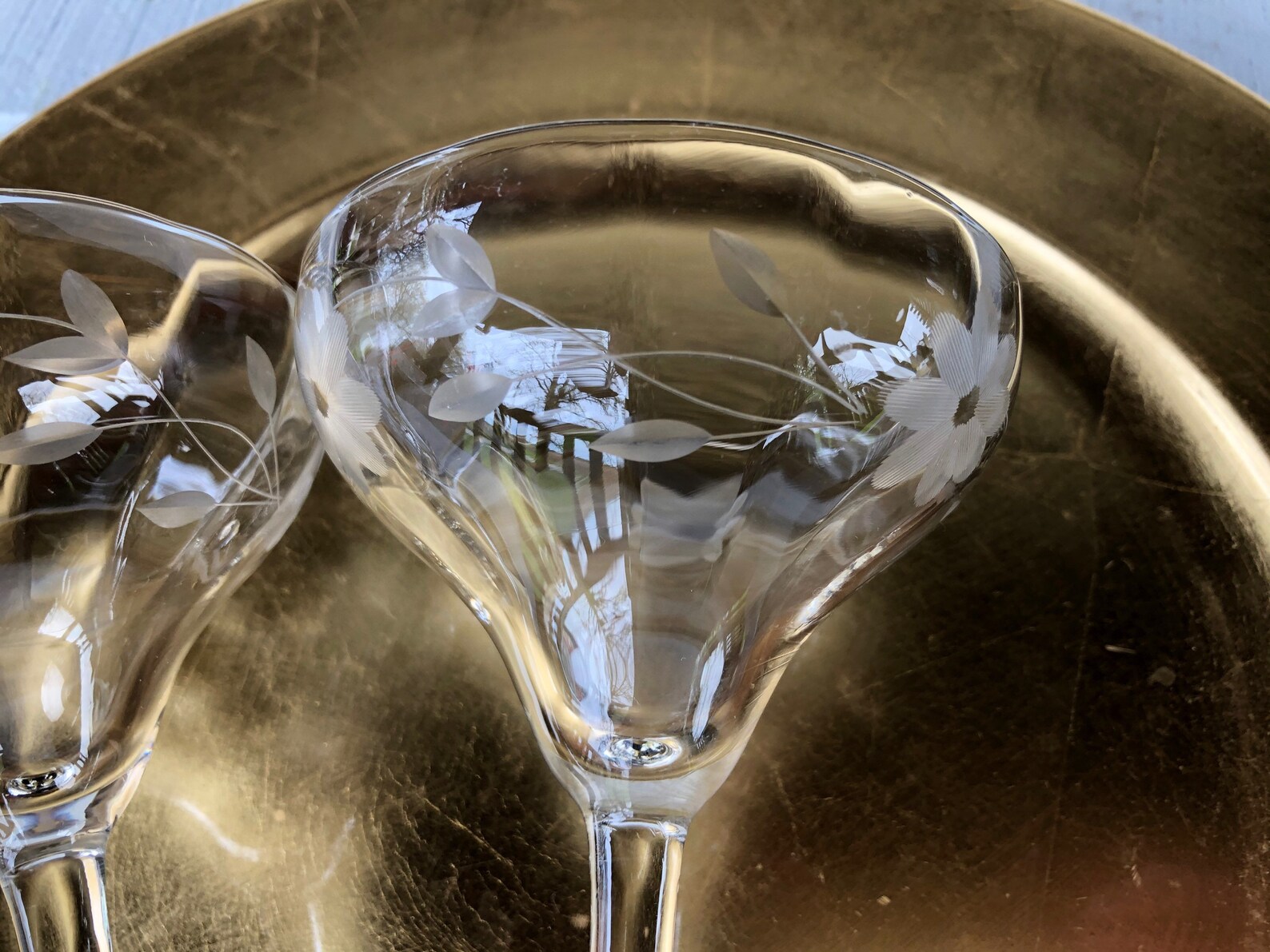 2 Vintage etched tall coupe champagne goblets 8 leaf flower | Etsy